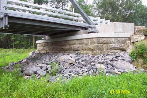 Wood Road Truss Bridge | Vector Construction Corporation