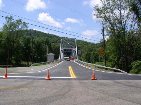Wood Road Truss Bridge | Vector Construction Corporation